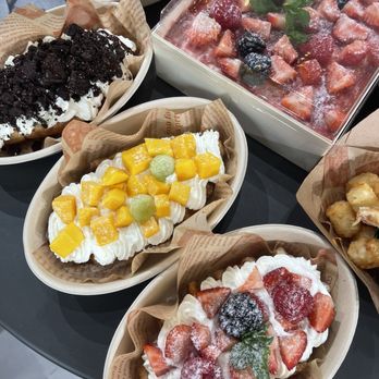 CHUCHAT - Updated July 2025 - 124 Photos & 41 Reviews - 6000 Medlock ...