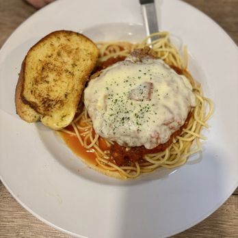 DELTA FAMILY RESTAURANT - Updated January 2026 - 21 Photos & 50 Reviews ...