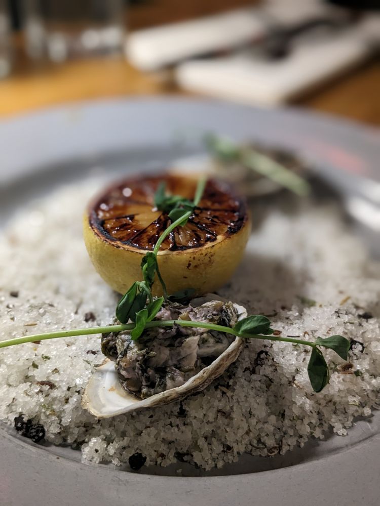 PHARM TABLE - Updated February 2025 - 1050 Photos & 425 Reviews - 611 S ...