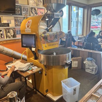 CAFFE AMOURI - Updated May 2025 - 531 Photos & 636 Reviews - 107 Church ...