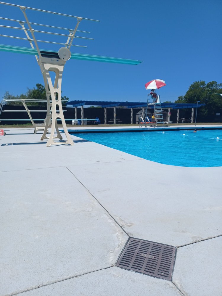 POWAY COMMUNITY SWIM CENTER - Updated January 2025 - 18 Photos & 17 ...