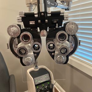 ARENA EYE SURGEONS - Updated October 2025 - 15 Photos & 11 Reviews ...