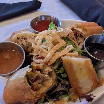 VILLAGE TAVERN - Updated October 2025 - 89 Reviews & 174 Photos - 4140 ...