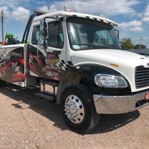 MOON’S TOWING - Updated June 2025 - 21 Photos & 40 Reviews - 3505 ...