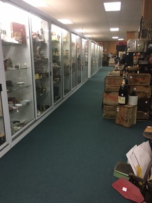 SPRINGFIELD ANTIQUE CENTER - 20 Photos & 17 Reviews - 1735 Titus Rd ...