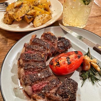 TRÉLA - Updated October 2025 - 171 Photos & 68 Reviews - 6000 NE Glisan ...