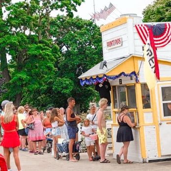 PRONTO PUPS - Updated May 2025 - 249 Photos & 202 Reviews - 313 S ...