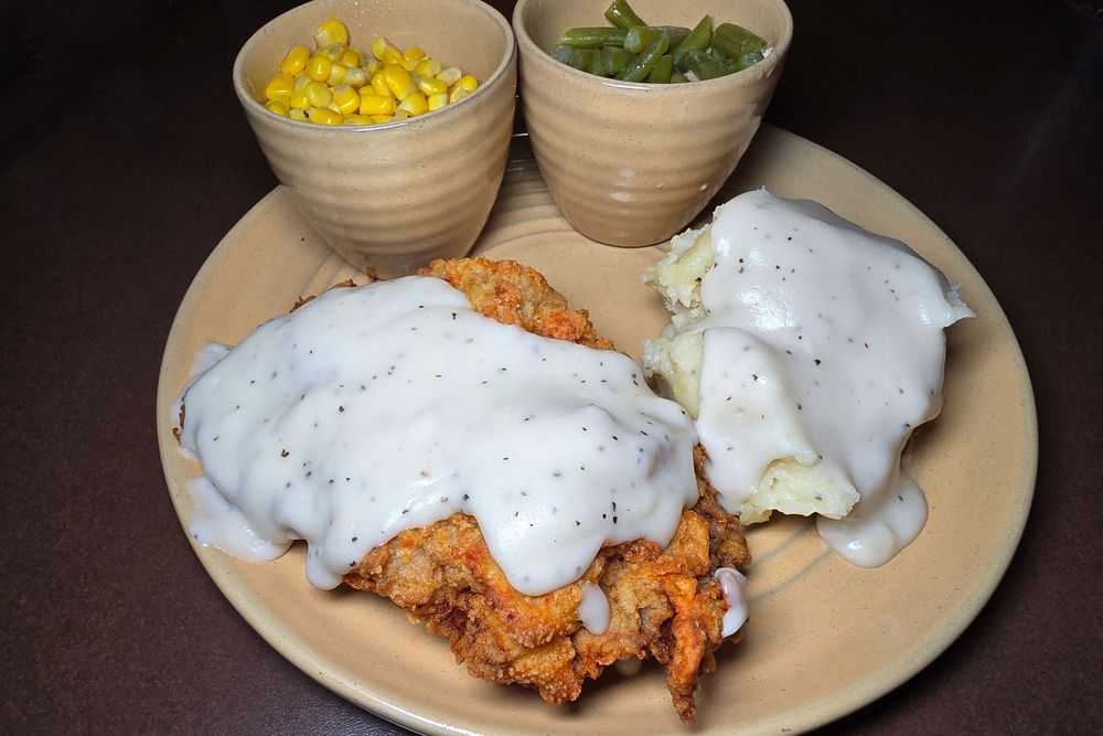 LONESTAR BAR & GRILL - Updated August 2025 - 250387 E 2000 Rd, Devol ...