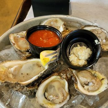 HALF SHELL OYSTER HOUSE - Updated September 2024 - 567 Photos & 333 ...