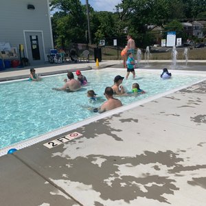 DAVENTRY COMMUNITY POOL - 7721 Painted Daisy Dr, Springfield, Virginia ...