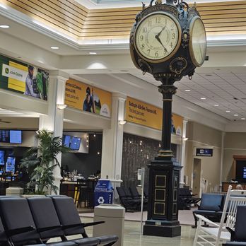 AUGUSTA REGIONAL AIRPORT - Updated September 2024 - 299 Photos & 133 ...