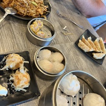IT DIMSUM - Updated October 2024 - 404 Photos & 263 Reviews - 7900 ...