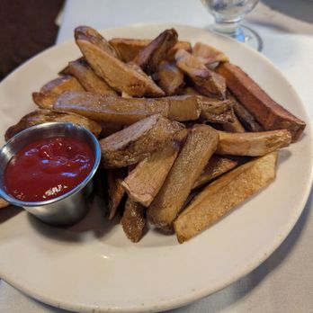 PRIME 82 - Updated January 2026 - 60 Photos & 132 Reviews - 181 W Town ...