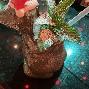 THE ELEANOR - Updated June 2024 - 134 Photos & 55 Reviews - 307 W 5th ...