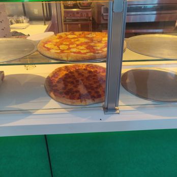 DANNY BOY’S FAMOUS ORIGINAL PIZZERIA - Updated September 2024 - 374 ...