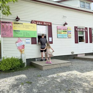 HARRINGTON HAMS - Updated November 2024 - 15 Reviews - 210 E Main ...