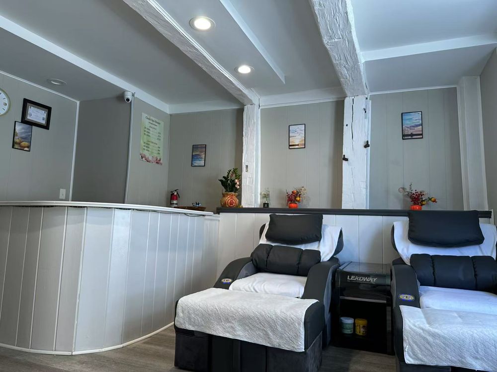 OASIS SPA HOUSE - Updated May 2026 - 20 Photos - 11 N Main St, Bangor ...