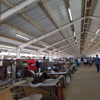 NASHVILLE FLEA MARKET - Updated November 2024 - 210 Photos & 75 Reviews ...