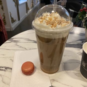 LE PARISIEN - Updated December 2025 - 93 Photos & 30 Reviews - 235 W ...