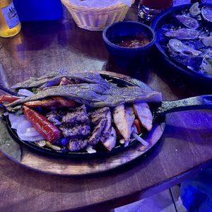 MICHELOBOS RESTAURANT & SPORTS BAR - Updated December 2024 - 14 Photos ...