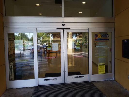 STIRLING ROAD LIBRARY - Updated December 2025 - 24 Photos & 16 Reviews ...