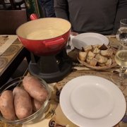 PAIN VIN FROMAGES - 261 Photos & 255 Reviews - Fondue - 3 rue Geoffroy ...