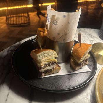 Photos of NUBÉ ROOFTOP - Updated August 2024 - 220 Photos & 127 Reviews ...