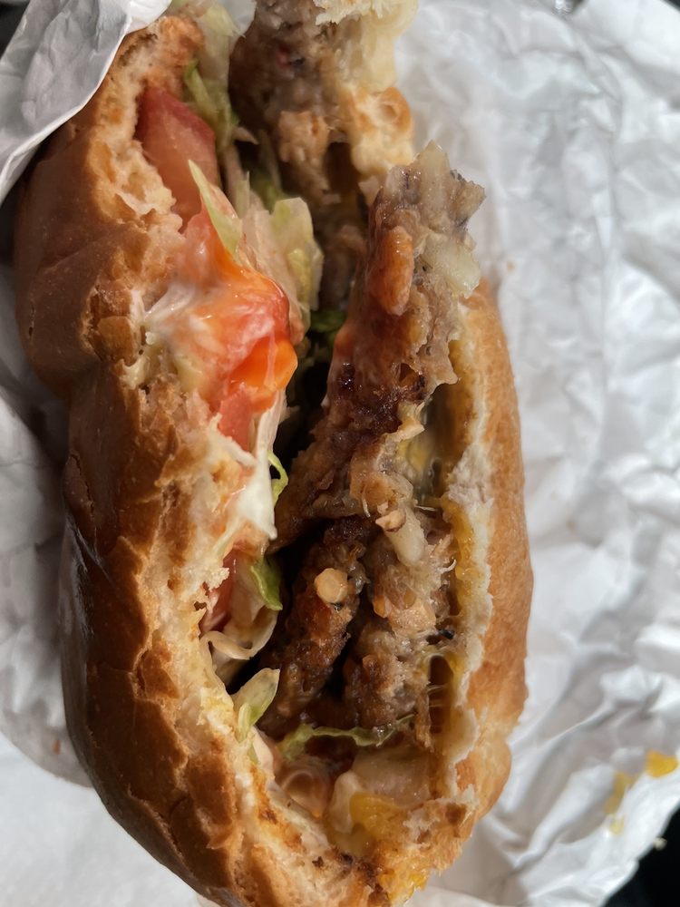 DILLY’S DRIVE-IN - PENINSULA - Updated March 2025 - 18 Photos & 33 ...