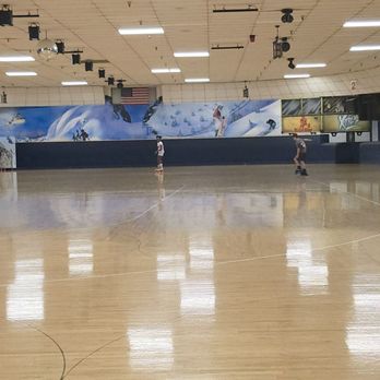 ROLLER KING SKATING & BLADING - Updated July 2025 - 124 Photos & 183 ...