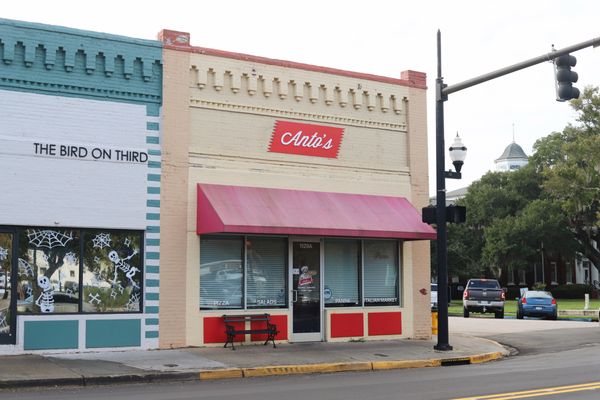 ANTO’S PIZZA ROMANA & ITALIAN MARKET - Updated December 2025 - 41 Photos & 64 Reviews - 1129 3rd ...