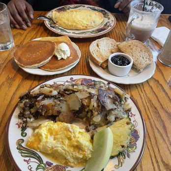 THE OAK TABLE CAFE - Updated November 2024 - 703 Photos & 919 Reviews ...