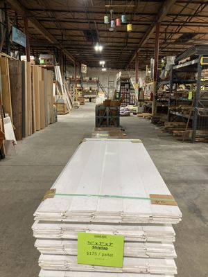 THE LOADING DOCK - Updated December 2025 - 58 Photos & 19 Reviews - 2 N ...