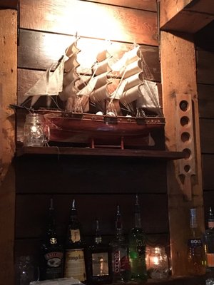 THE PORTSIDE PUB - Updated January 2026 - 40 Photos & 110 Reviews - 7 ...