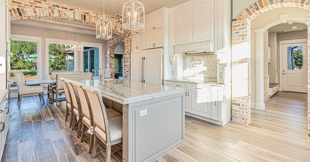 WOOLSEY DESIGN BUILD - Updated January 2026 - 92 Photos - 2111 Ih 35 S ...