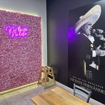 PERRO EXQUISITE TACO - Updated July 2024 - 197 Photos & 159 Reviews ...