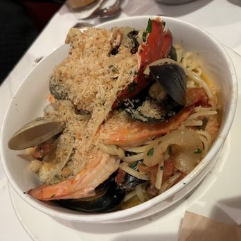 MAX FISH - Updated November 2024 - 1354 Photos & 577 Reviews - 110 ...