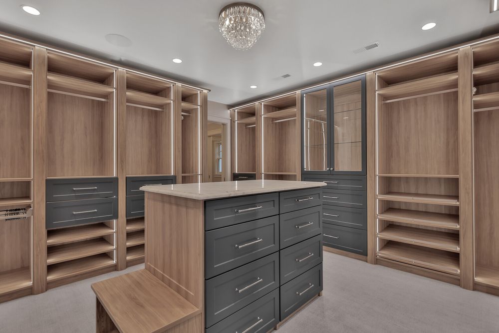 LAKE TO LAKE CLOSETS AND GARAGES - Updated September 2025 - 31 Photos - 2152 3rd St, White Bear ...