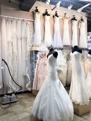 TRENDY COLLECTION - 66 Photos & 190 Reviews - 948 Santee St, Los ...