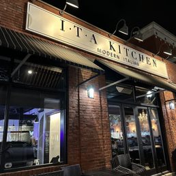 ITA KITCHEN - PATCHOGUE - Updated October 2025 - 221 Photos & 104 ...