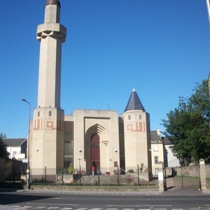 EDINBURGH CENTRAL MOSQUE - 50 Potterrow, Edinburgh, United Kingdom ...