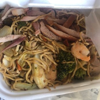 MING HO KITCHEN - 124 Photos & 94 Reviews - 7361 N Blackstone Ave ...