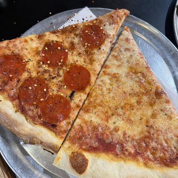 FRONT STREET PIZZA - Updated September 2025 - 381 Photos & 511 Reviews ...