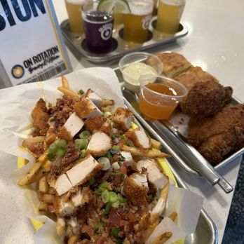 ON ROTATION BREWERY & KITCHEN - Updated December 2024 - 238 Photos & 89 ...