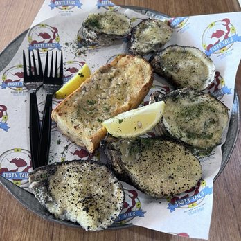 TASTY TAILS - Updated December 2025 - 447 Photos & 282 Reviews - 4950 ...