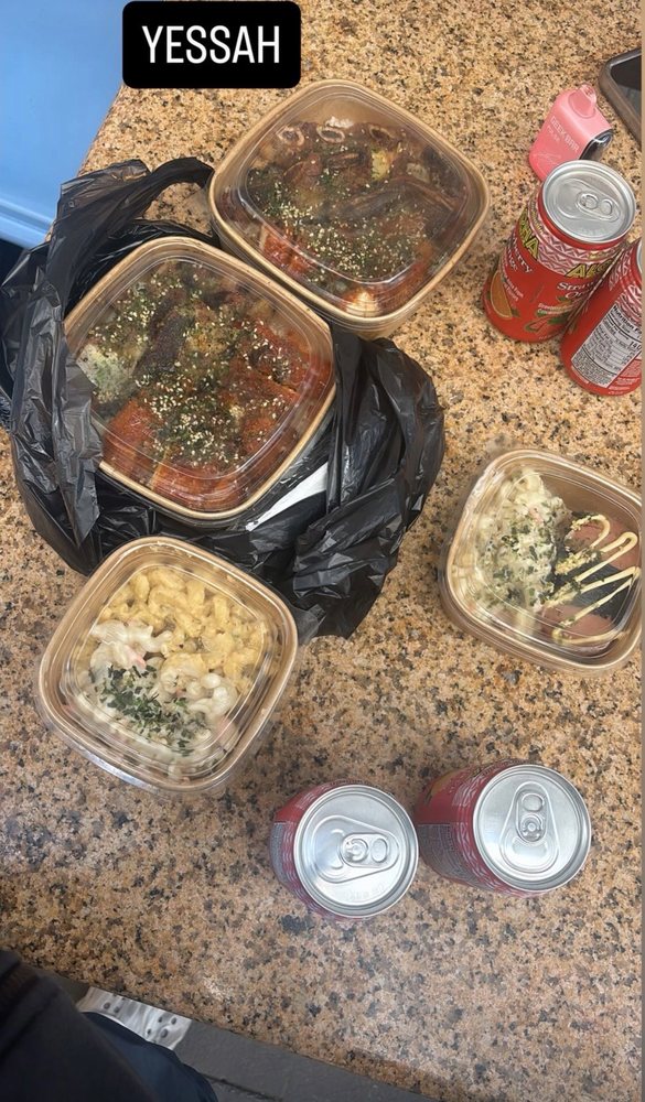 WAVEZ FOOD - Updated October 2025 - 18 Photos & 23 Reviews - 525 E ...