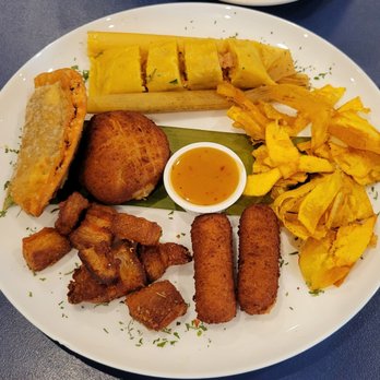 THE CUBAN AROUND THE CORNER - Updated November 2025 - 84 Photos & 42 ...