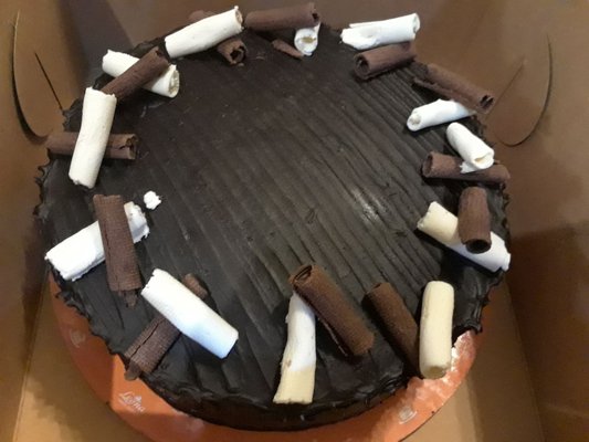 LEONA CAKES & PASTRIES - Updated October 2025 - Cebu N Road, Cebu City ...