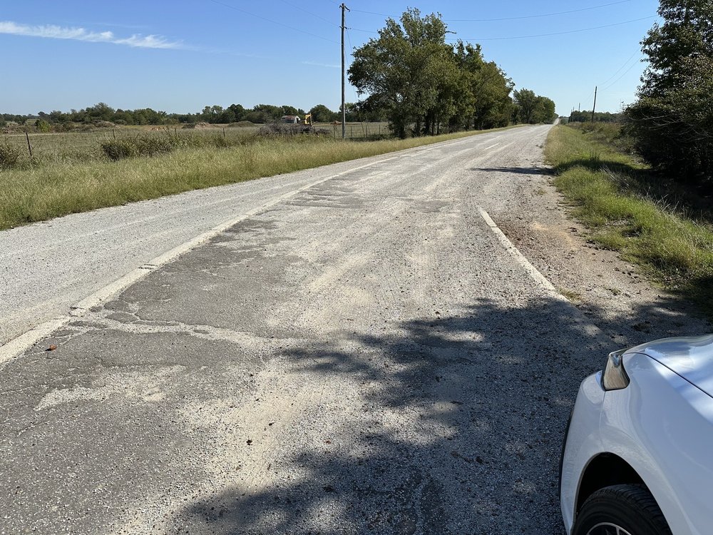 RIBBON ROAD, SIDEWALK HIGHWAY - E 140th Rd, Miami, Oklahoma ...