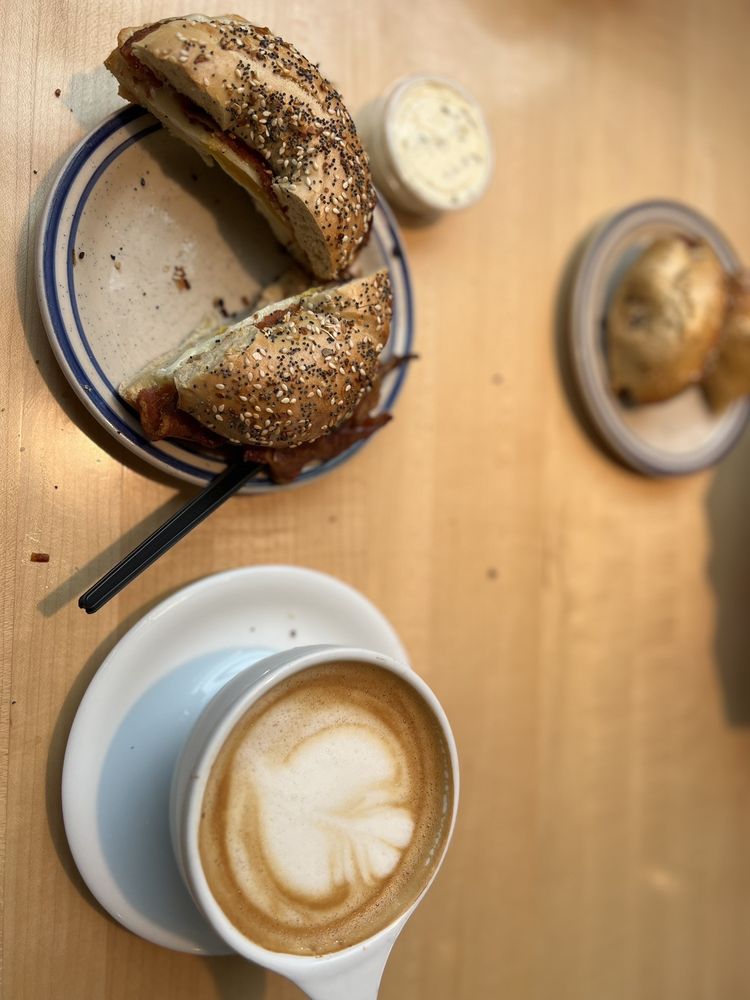 AVOCA COFFEE ROASTERS - 14 Photos & 10 Reviews - 500 Fort Worth Dr ...