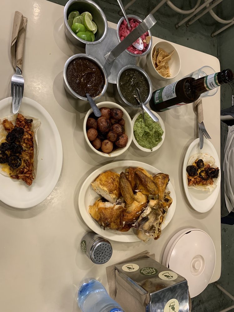 POLLOS PONCHO - Updated September 2024 - 12 Photos - Avenida Fco . I ...